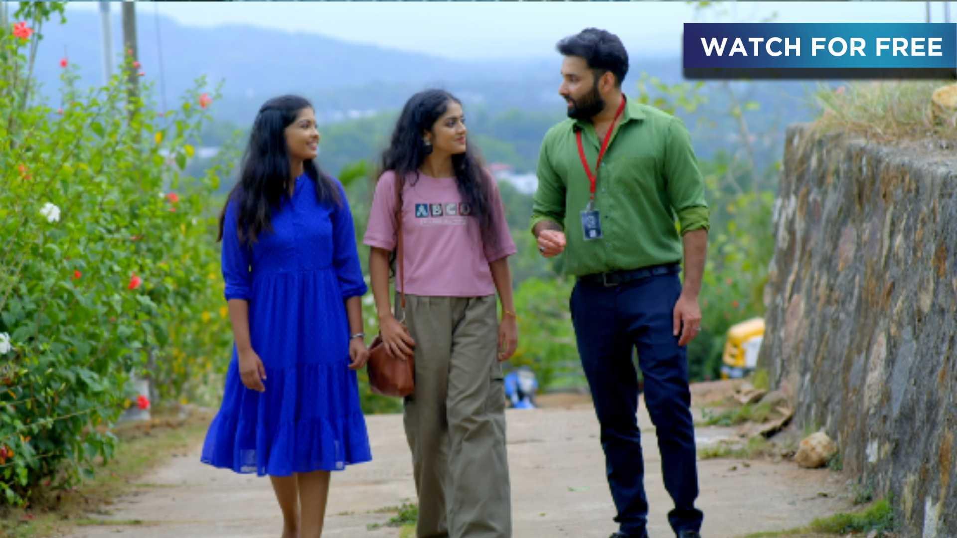 Ep 214 | Gayathri Devi Ente Amma | Pallavi and her friend arrived at ...