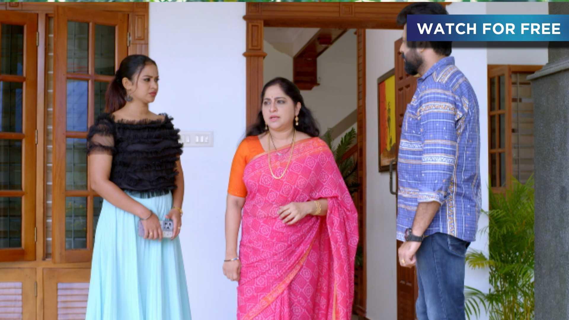Ep 297 | Gayathri Devi Ente Amma | Sona Desai is plotting to kill Isha ...
