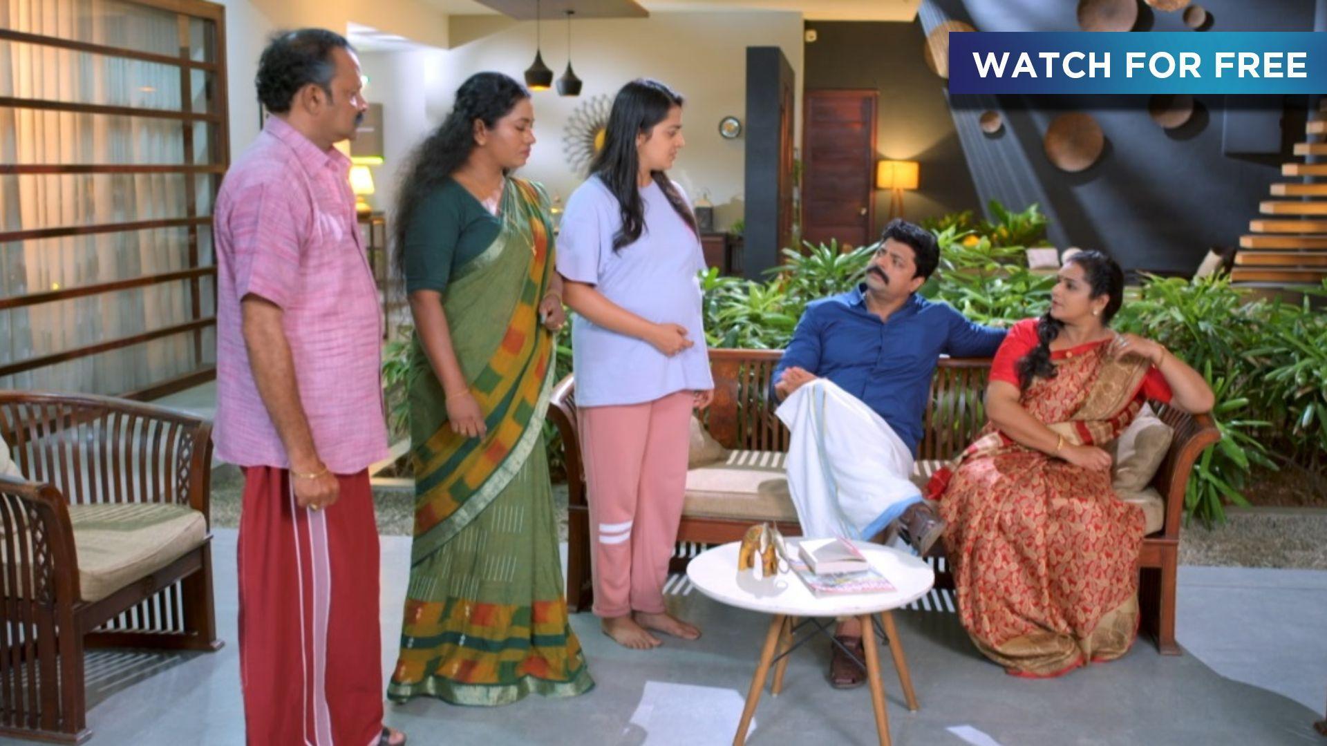 Ep 367 | Gayathri Devi Ente Amma | Chandramohan seeks Maidhili’s help ...